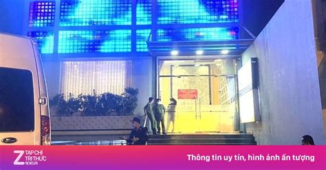 Ti P Vi N N M A Tho T Y Trong Qu N Karaoke B Nh D Ng Ph P Lu T Znews Vn