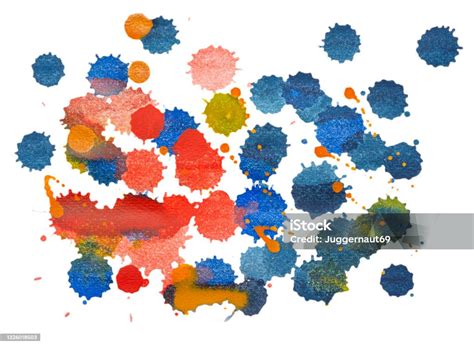 멀티 컬러 드롭 흰색 배경에 수채화 손 그려진 고립 된 세척 추상적인 콜드 컬러 브러시 페인트 종이 곡물 질감 클리핑 경로입니다 0명에 대한 스톡 사진 및 기타 이미지