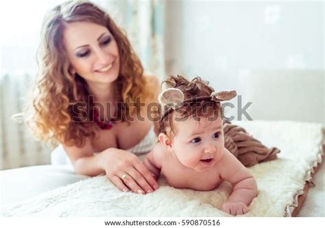 Naked Baby Mother Stock Photo Shutterstock