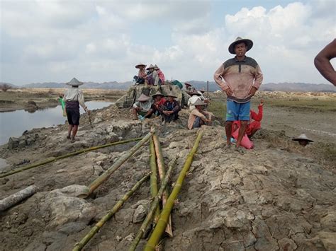 မုန်တိုင်းကြောင့် ပုဏ္ဏားကျွန်း သင်ပုန်းတန်းရွာမှ ငပိထောင်းကွင်းဆည် တာတမံ ကျိုးပေါက်သွားသောက