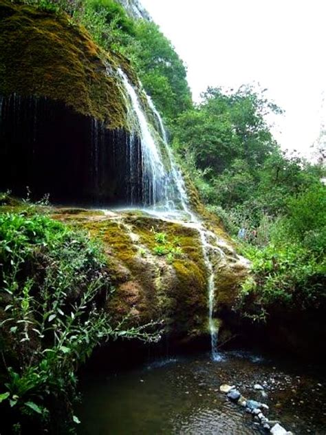 ปักพินโดย Mary Palmer ใน Falls And Other Water Features