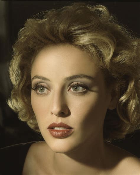 Virginia Madsen Photo Gallery
