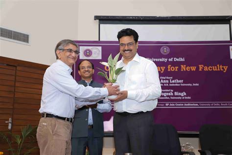 News Details Delhi University