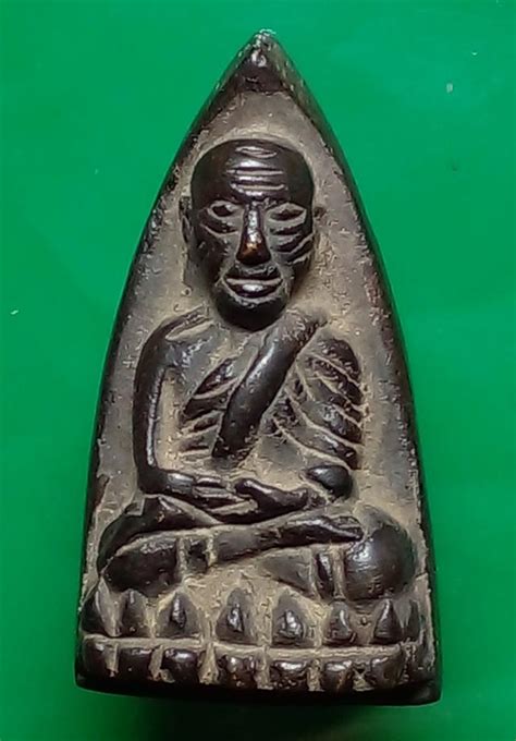 L พระเตารีด หลวงปู่ทวด วัดช้างให้ Ennxo