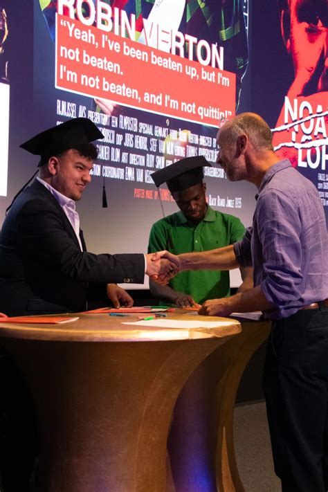 Ook Ik Mag Zeggen Dat Ik Eindelijk Mijn Diploma Heb Behaald Robin