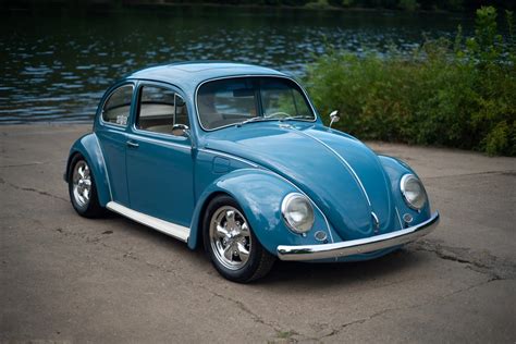 10 Awesome European Classic Cars To Own