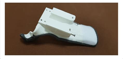The Figure Shows The 3d Printed Anatomical Splint With The Slide And