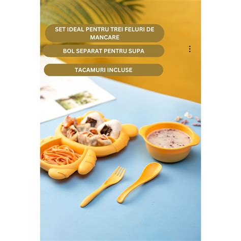 Комплект за хранене на бебета 4 части Състои се от разделени на отделения чиния купа лъжица