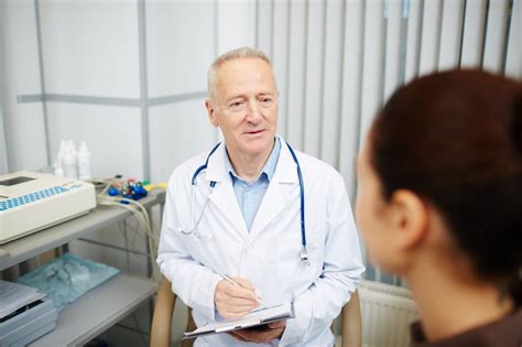 Пероральный дерматит на лице розацеаподобный гормональный что это такое причины лечение диета