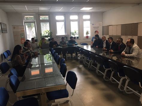 Градоначалникот Кирил Пецаков денес беше во посета на ОЕМУЦ „Св Наум Охридски“ Ohrid1