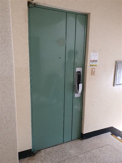 아파트현관문수리현관문수리방화문수리문수리아파트방화문수리 인천 부평구 부평동 아파트현관문 피벗힌지수리 네이버 블로그