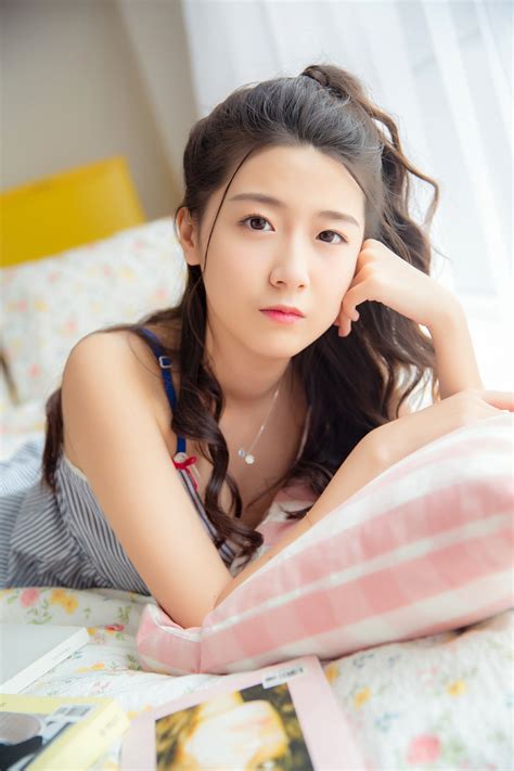 [얄라이] 2023 02 25 No 1010 잠옷 입은 여자친구 V2ph