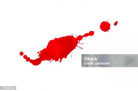 피가 튄다 수채화의 붉은 얼룩 핏자국의 할로윈 드롭에 대한 현실적인 피 묻은 튄 자국 검은색에 대한 스톡 사진 및 기타 이미지 Istock