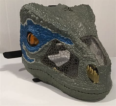 Jurassic World Park Chomp ‘n Roar Mask Velocirapto Gem