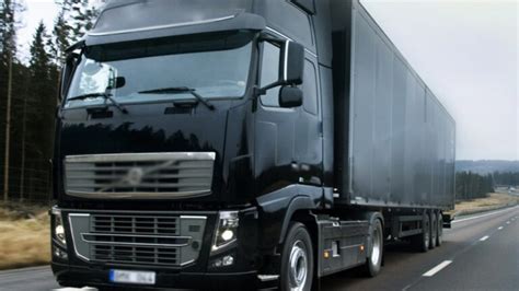 АПИ ограничава движението на камиони над 12 т в посока ГКПП „Кулата“ за да улесни трафикът от