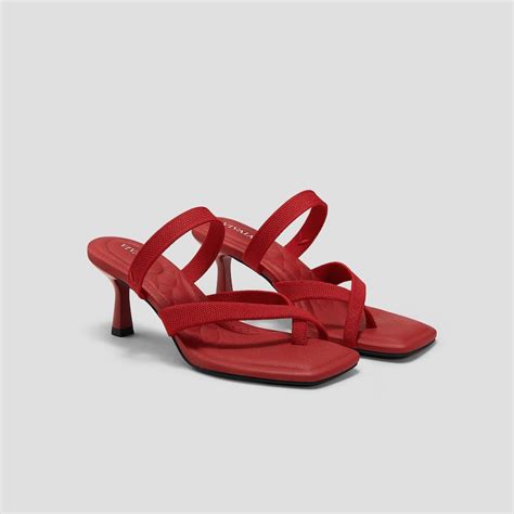 Square Toe Kitten Heel Strappy Sandals Alina Ruby Red Eu36 5 Vivaia