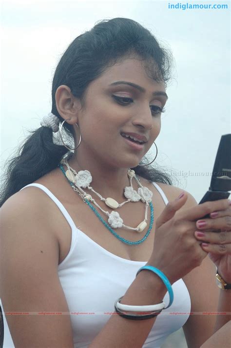 Vahida Actress Hd Photosimagespics And Stills 78273