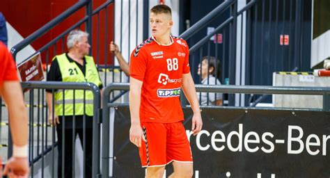 Kézilabda „kellenek A Pofonok Is” Molnár Robin