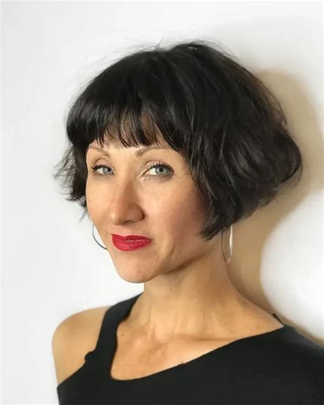 French Hairstyles For Over 50 With These Haircuts You Will Look