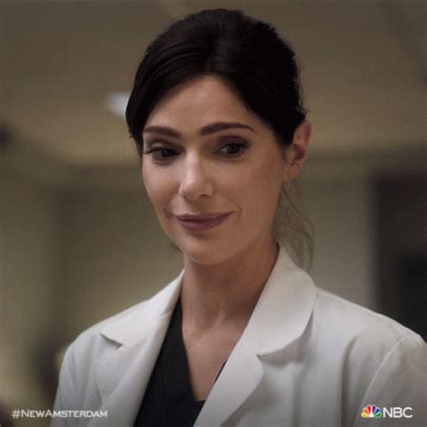 Smile Dr Lauren Bloom Gif Smile Dr Lauren Bloom Janet Montgomery
