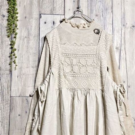 Adl Kullan C N N Acham Panosundaki Pin K Yafet Moda Stilleri Giyim