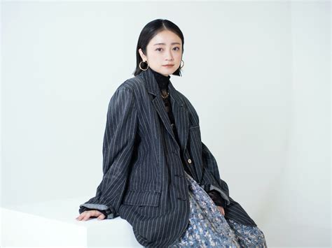 安達祐実さん「未婚でも既婚でも人生に優劣はない」 映画『三日月とネコ』に主演：telling テリング