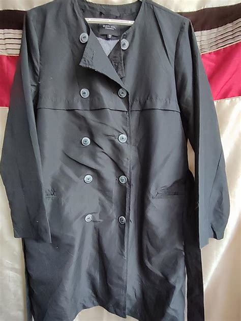 Плащ тренч — ціна 320 грн у каталозі Куртки Купити жіночі речі за доступною ціною на Шафі