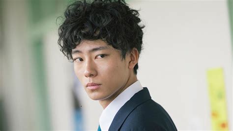 井上祐貴＆萩原利久＆木下彩音、制服姿の高校生と25歳を演じ分け 映画「bittersand」予告編 Youtube