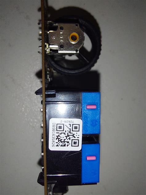 Viper Mini With Ttc Gold Encoder And Huano Blue Shell Pink Dot R Mousereview