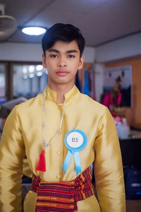 ข อ ป ร บ มื อ สาขาวิชาสถาปัตยกรรม มหาวิทยาลัยนครพนม