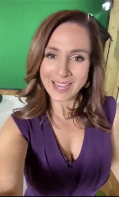 Shiri Spear Boston 25 Looking Sexy Today Rhotreporters