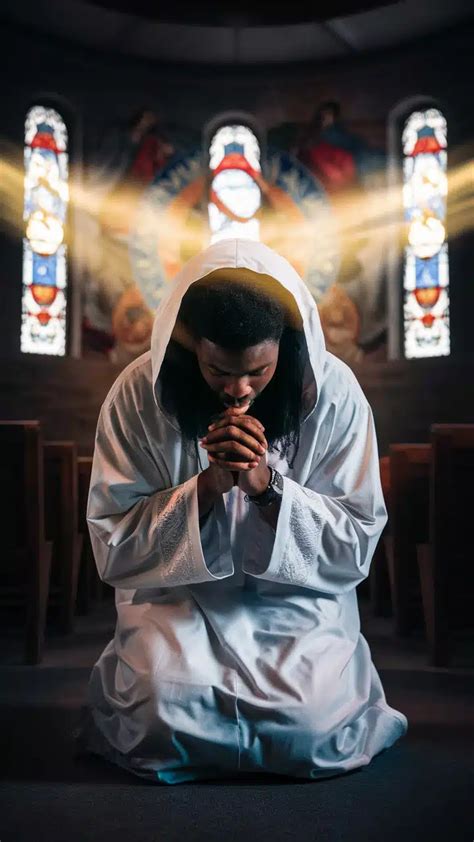 5 Powerful Examples Of Commitment To God Strengthen Your Faith Today