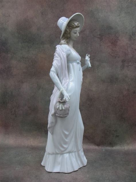 Статуэтка Фарфор Изящная леди Lladro Испания купить за 36 000 ₽ Арт Фарфор