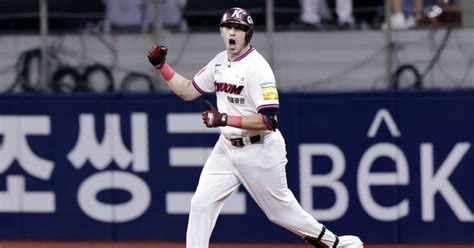 키움 외인 타자 카디네스 팔꿈치 근육 부상으로 1군 말소