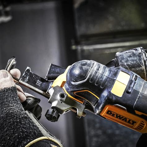 DeWALT DCS356NT-XJ | Mechaneo Profesionální nářadí