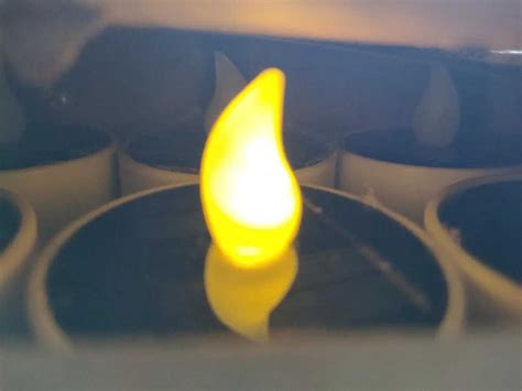 Б У Світлодіодні свічки на сонячних батареях 500 грн Освітлення Львів на Olx