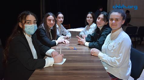 ინტელექტუალური კონკურსის „ვიცნობდეთ ხარაგაულს“ ფინალში ზონალურ ტურებში გამარჯვებული ექვსი სკოლის