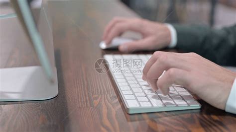 使用鼠标和键盘近距离高清图片下载 正版图片504056761 摄图网