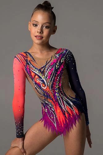 Купальник для художественной гимнастики в наличии Затерянный мир