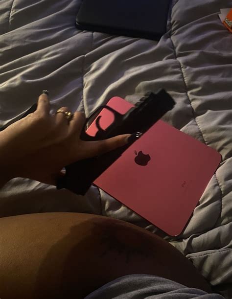 Pin By Sha On Face Money And Happiness Cute Poses For Pictures Puff And Pass