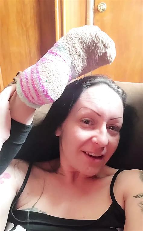 3 Minutes Of Fuzzy Sloth Sock Love Brunette Porn Feat Raven Willow By