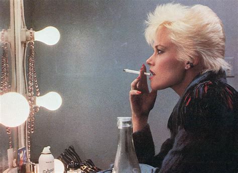 Pictures Of Holly Body