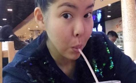 Дуучин Нара эрчүүдийг новшоор нь дуудлаа