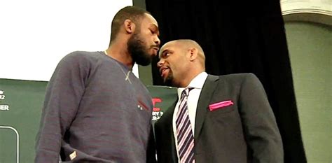 Daniel Cormier Will Call Jon Jones Heavyweight Title Fight Ufc And Mma News