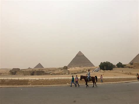 이집트 역사의 상징과도 같은 기자 피라미드 스핑크스 두피디아 여행기
