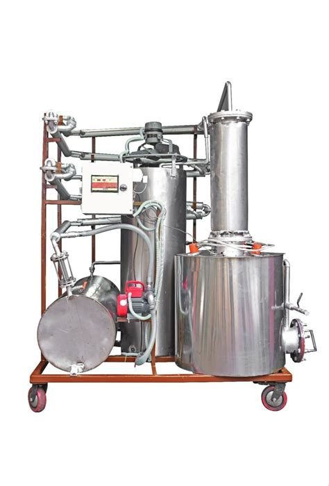 Compact 50 Litres Per Batch Waste Engine Oil Distillation Industrial