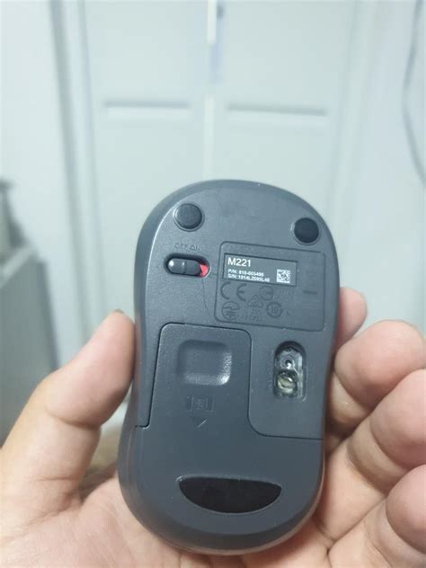 Logitech M221 Silent Wireless Mouse With Usb Receiver Computers And Tech Parts And Accessories