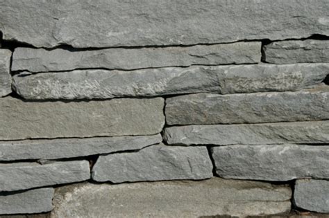 Snapped Bluestone Wall Stone Example Wicki Wholesale Stone Inc