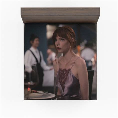 Anya Taylor Joy In The Menu Movie Fitted Sheet