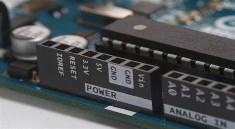Microprocessor And Microcontroller Definition Difference Applications Amazing Technology Blog